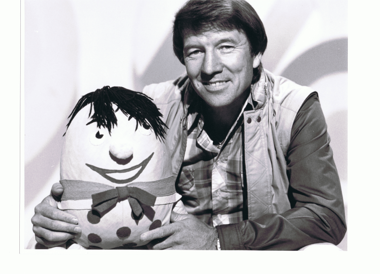 Play School: A Look Through the Redux Window (Take Two*) – BrokenTV